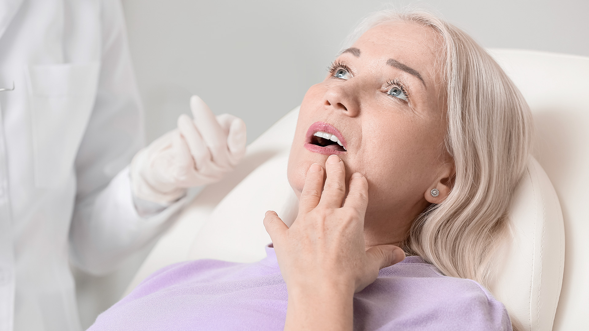 Gengive infiammate: cause, sintomi e rimedi - Centri Dentistici Primo