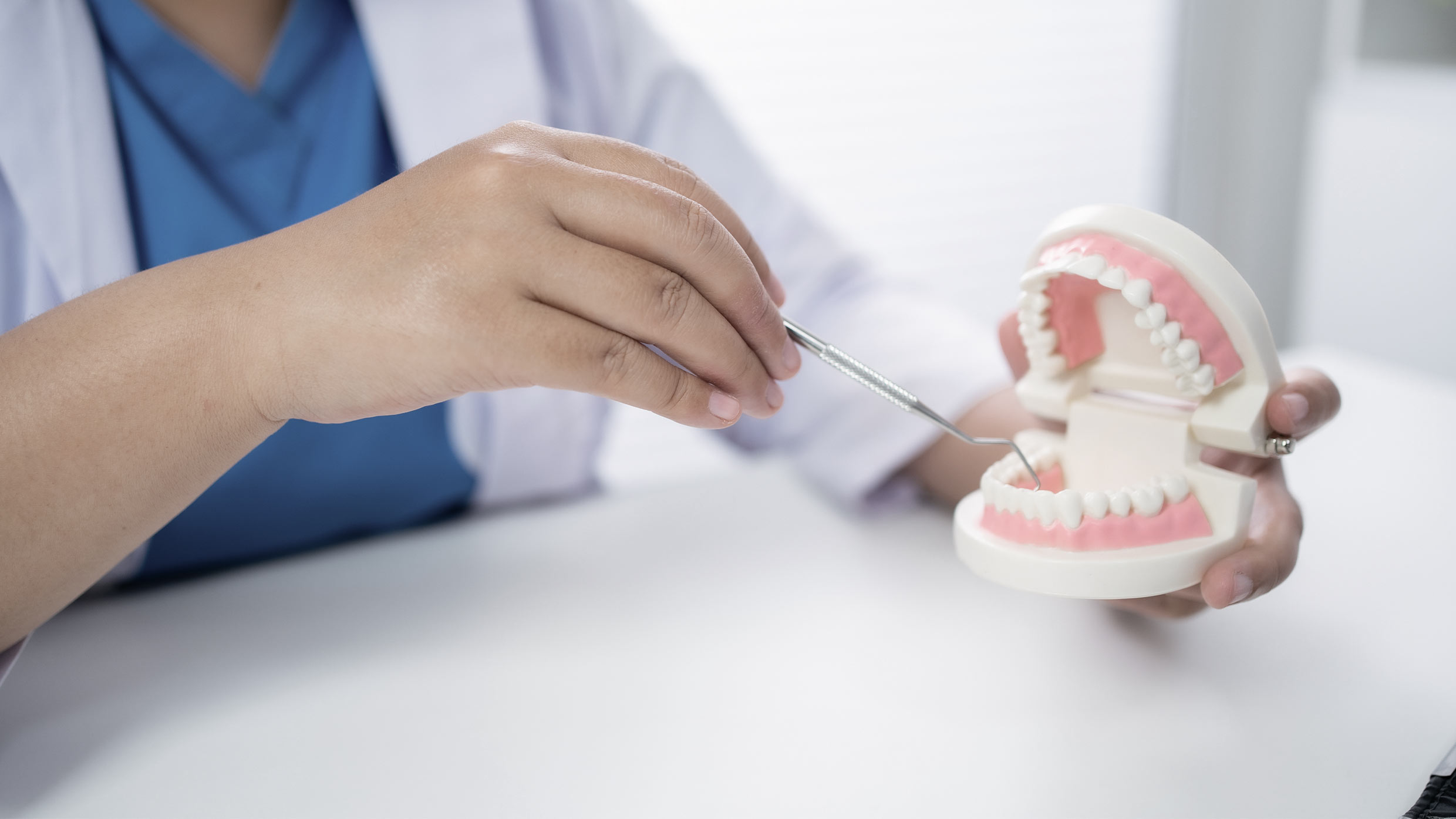 Cos'è il riassorbimento osseo e cosa comporta - Centri Dentistici Primo
