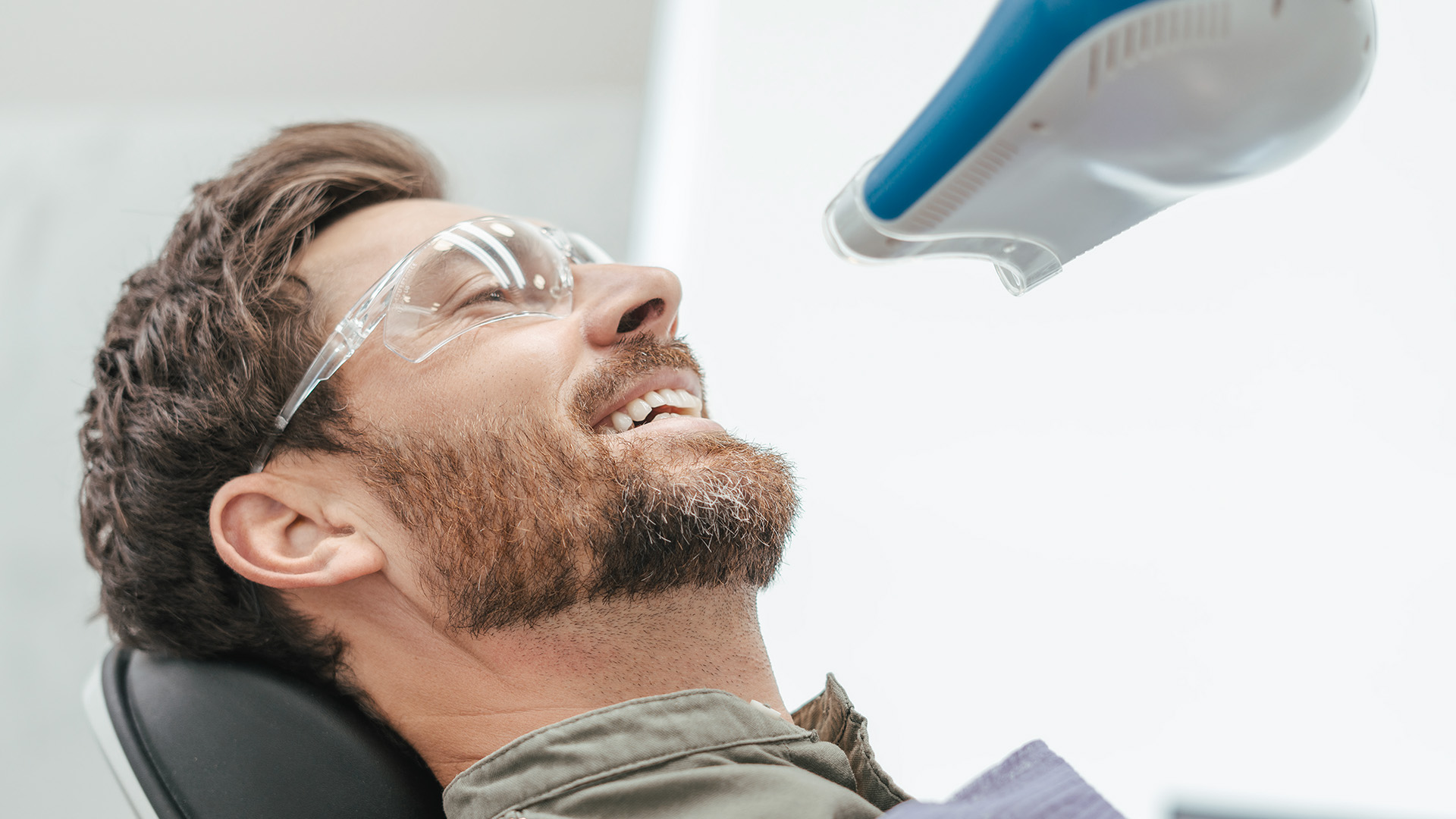 Quanto dura lo sbiancamento dei denti? - Centri Dentistici Primo